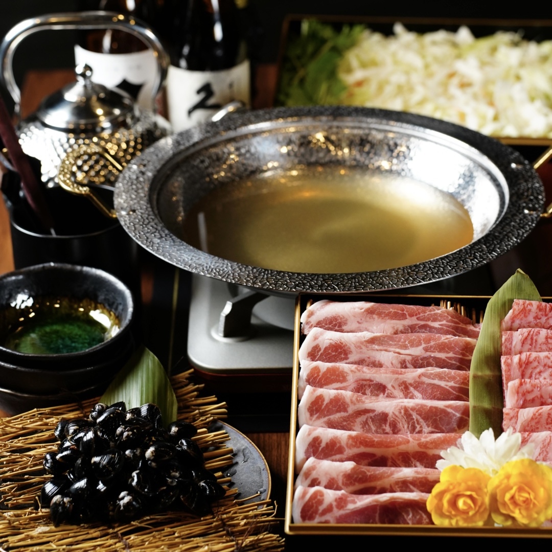 nakasu-fukuoka-prefecture-sukiyaki-suzurantei-nabeya-suzurantei