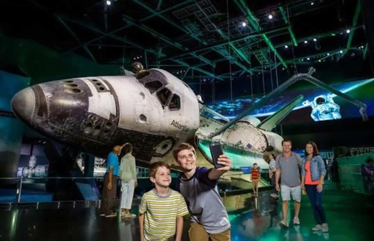 Kennedy Space Center Express Tour with ICON Park Wheel Ride - KKday