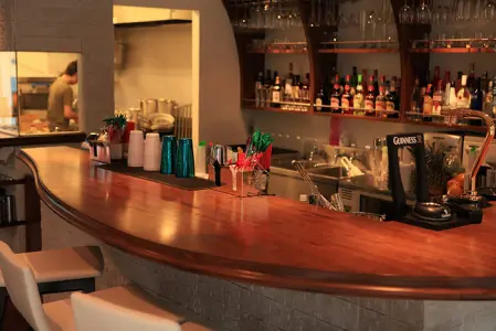 사이타마현 오미야·요노 지역 | 양식 Dining&Bar Cheers（Dining&Bar Cheers）| 좌석 예약 전용 - KKday