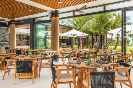 [Exclusive] Buffet Dinner Experience at Sandals Restaurant - Sailing ...