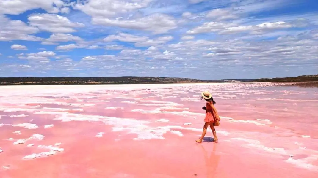 Three-day tour of Pink Lake in Perth, Australia [Lancelin White Sand ...