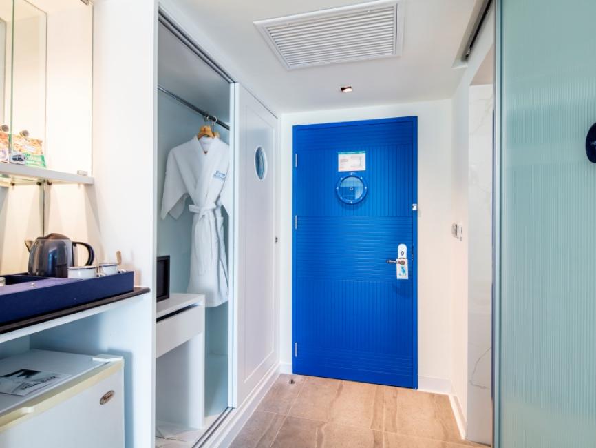 Pattaya Staycation: A-ONE New Wing Hotel - KKday