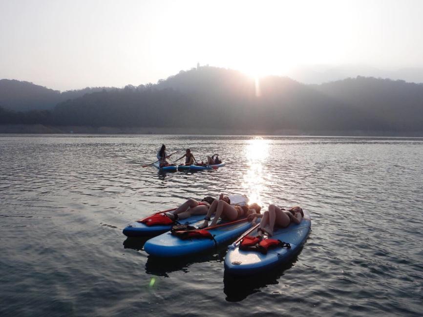 Nantou Sun Moon Lake｜ Stand Up Paddle SUP ・Canoe Experience - KKday