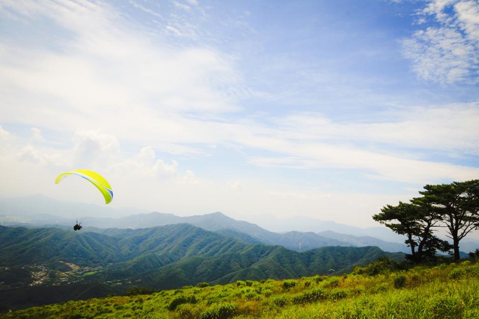 Gyeonggi-do's Yang Pyeong Paragliding Experience | South Korea - KKday