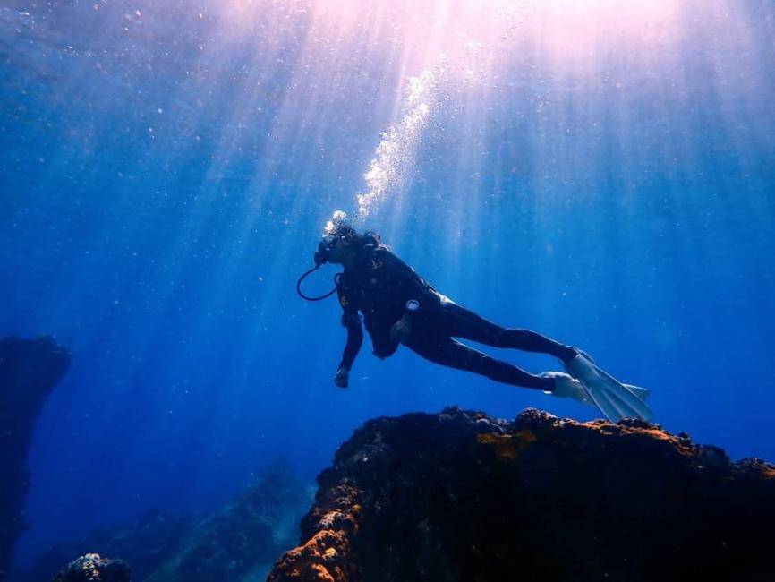 การดำน้ำบนเกาะกรีน｜หลักสูตรดำน้ำขั้นสูงของ PADI AOW｜Bay Dive of Green ...