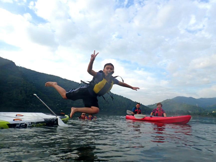 Hualien, Taiwan｜Liyu Lake SUP Stand Up Paddle & Canoe｜2-in-1 Experience ...