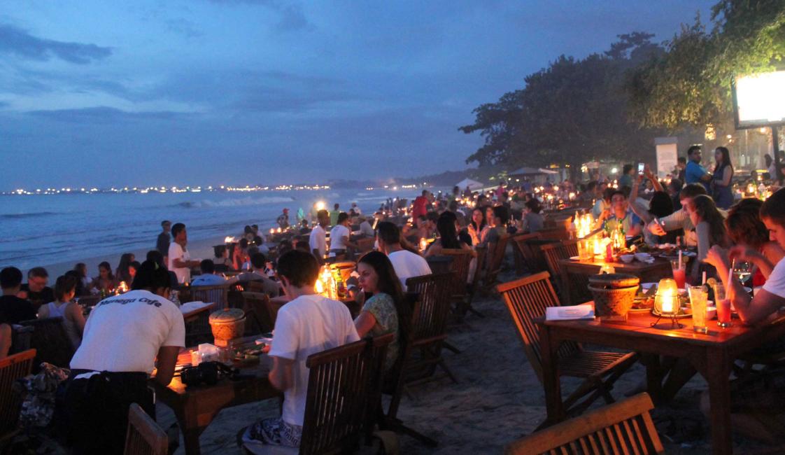 Jimbaran Bay Dinner at New Dewata Cafe | Indonesia - KKday