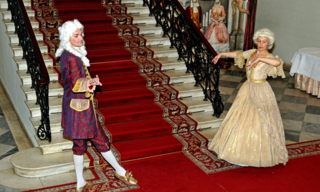Russian Folk Show at Nikolayevsky Palace in St Petersburg - KKday