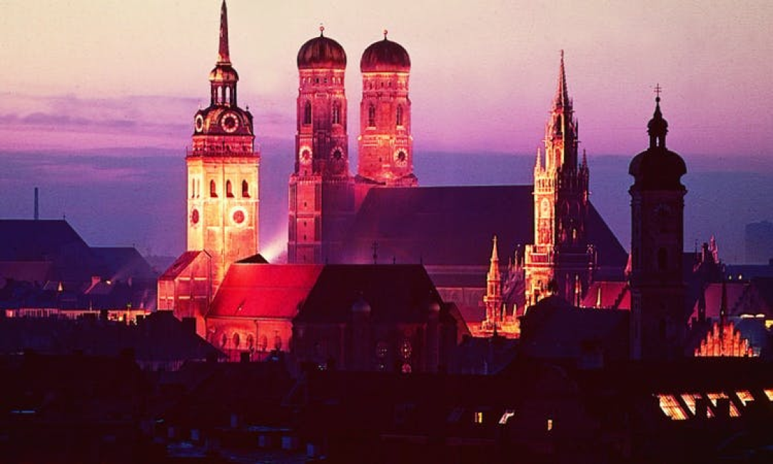 Munich by night tour - KKday