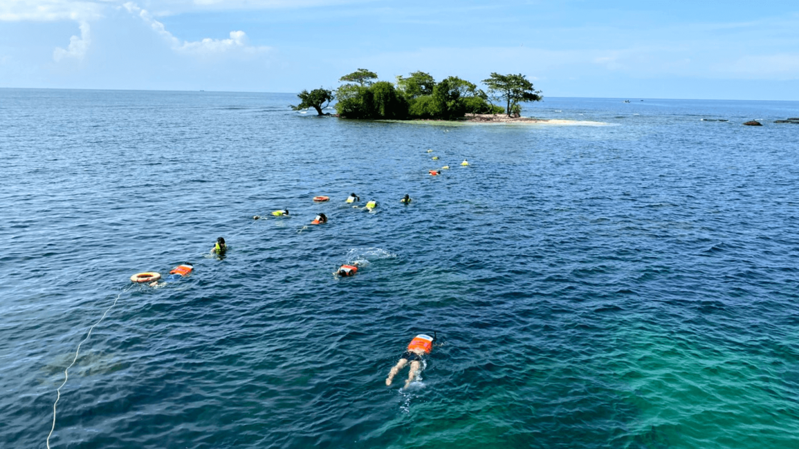 Day Tour | Snorkeling At Doi Moi Island (Northern Phu Quoc) - KKday