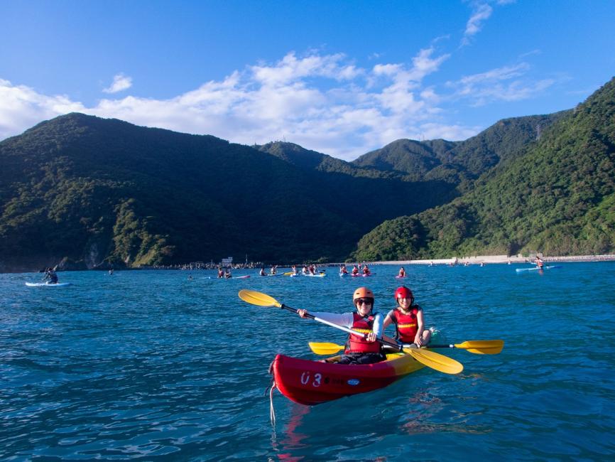 Dongao, Yilan｜Half-day canoe experience & power boat return｜Wuyanjiao ...