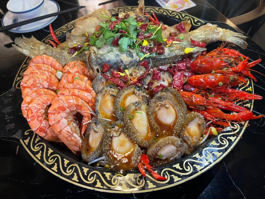 [Pon Choi Promotion 2022] Spicy Grilled Fish and Abalone Poon Choi ...