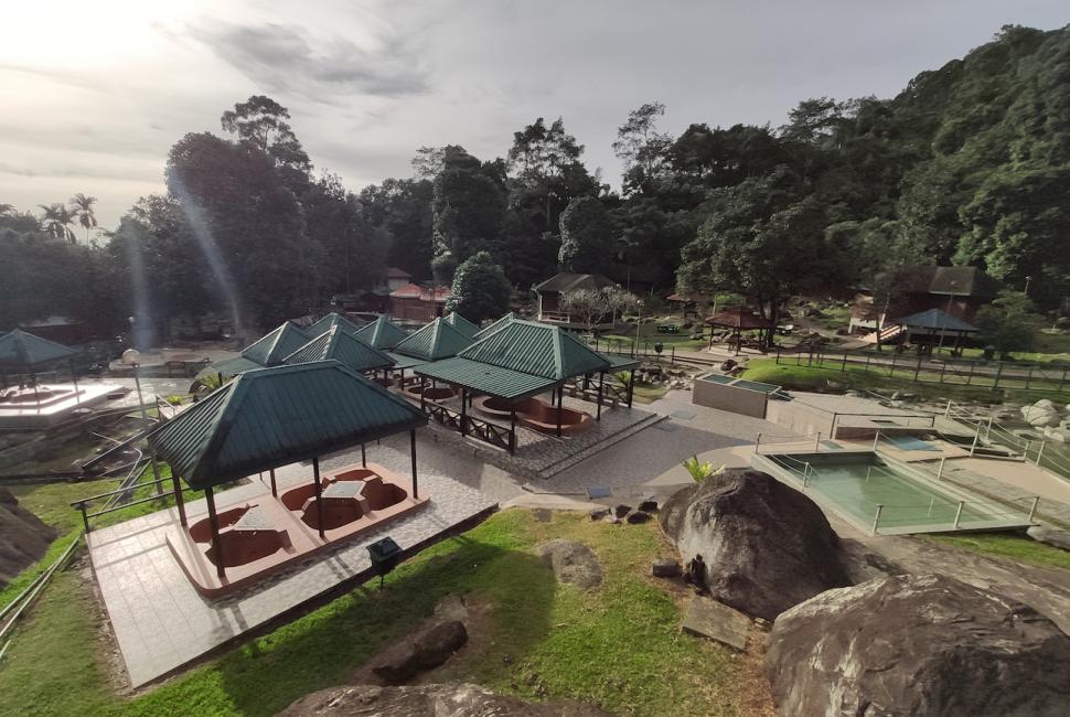 Kota Kinabalu Day Tour: Kinabalu Park, Poring Hot Spring, and Desa ...