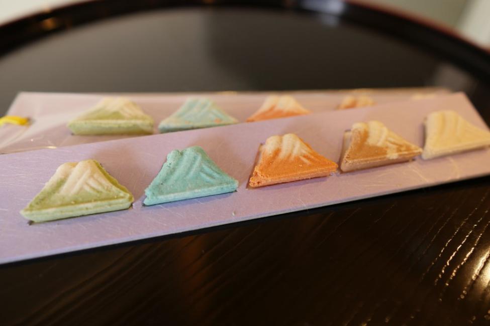 Departure from Fujiyoshida City | Mt. Fuji-shaped gourmet and sweets ...