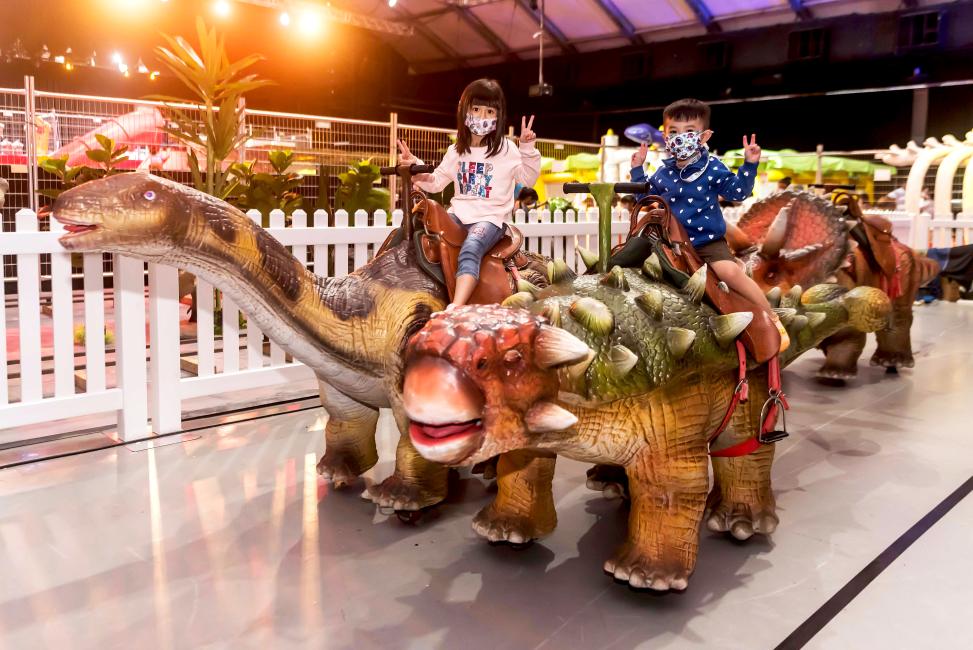 [KKday Exclusive] Jurassic Dinosaur Adventure Park: Interactive Indoor ...