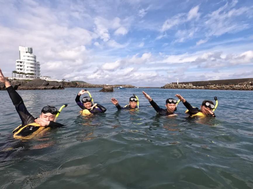 Yilan Suao｜Tofu Cape Underwater Garden｜Snorkeling + SUP Dragon Boat ...