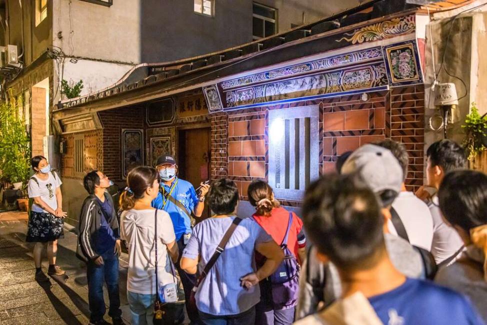 Kinmen Free Guided Tour at Night｜Houpu Beautiful Town Tour (departs at ...