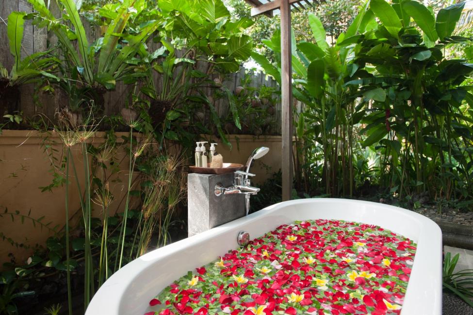 Pandan Wangi Spa Experience with Pool Pass by Komaneka Monkey Forest ...