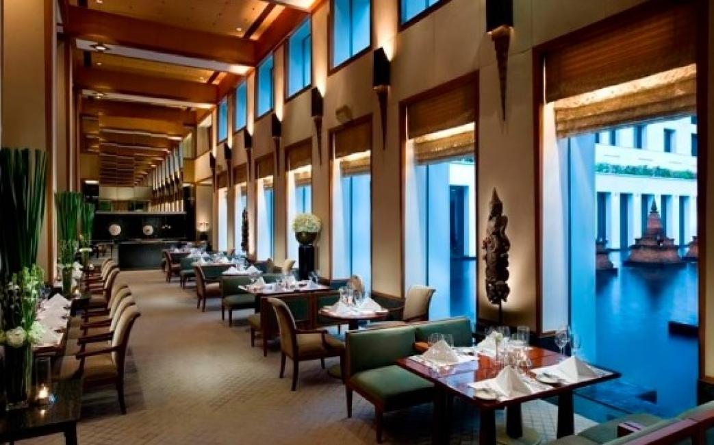 The Sukhothai Hotel International Lunch Buffet at Colonnade | Bangkok ...