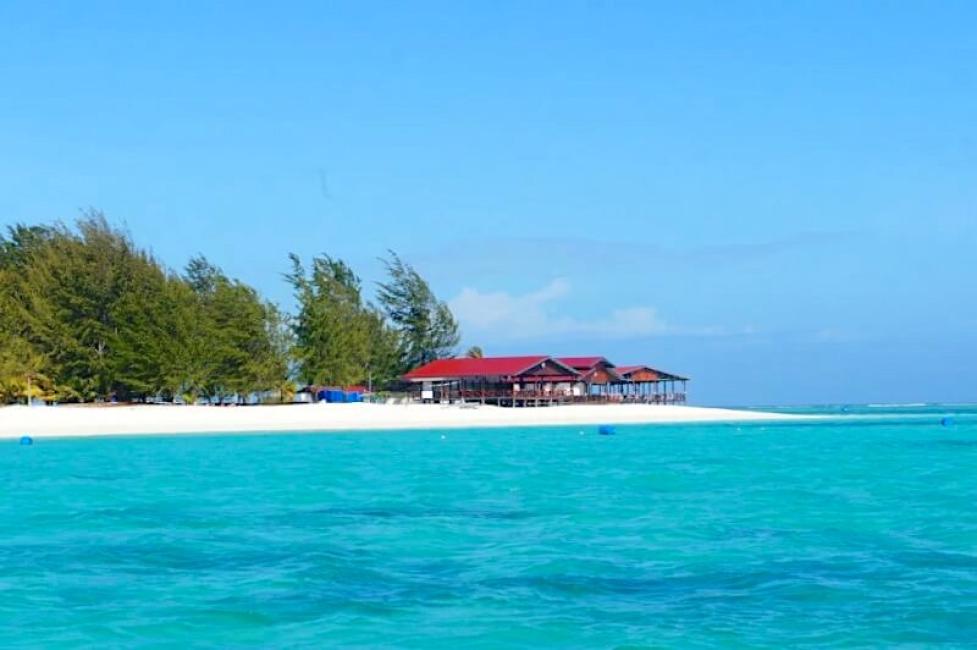 Mengalum Island Snorkeling Tour | Sabah, Malaysia - KKday