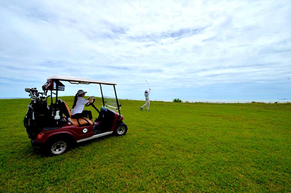 Golfing at Borneo Golf & Country Club | Malaysia - KKday