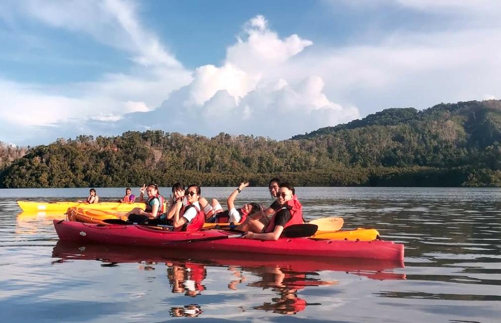 Sunrise/ Sunset Kayaking Experience at Tuaran Aru Bay | Kota Kinabalu ...
