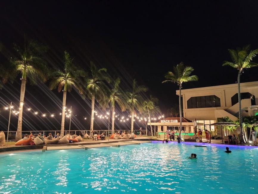 Saipan Coral Ocean Resort Pool Party (Unlimited Champagne) - KKday