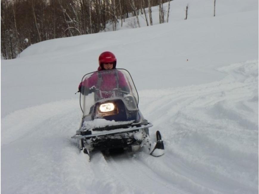 Hokkaido Furano｜Snowmobile Experience - 10 km course - KKday