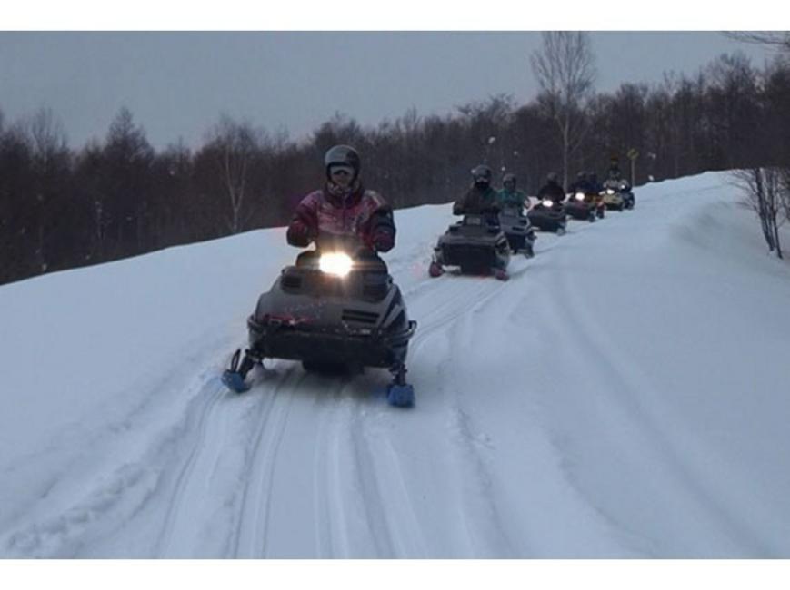 Hokkaido Furano｜Snowmobile Experience - 10 km course - KKday