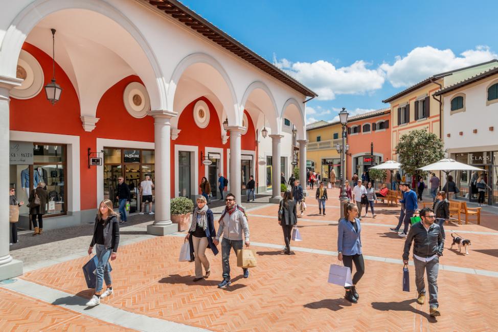 【KKday Exclusive 10% Off】The Largest Europe Shopping Village ...