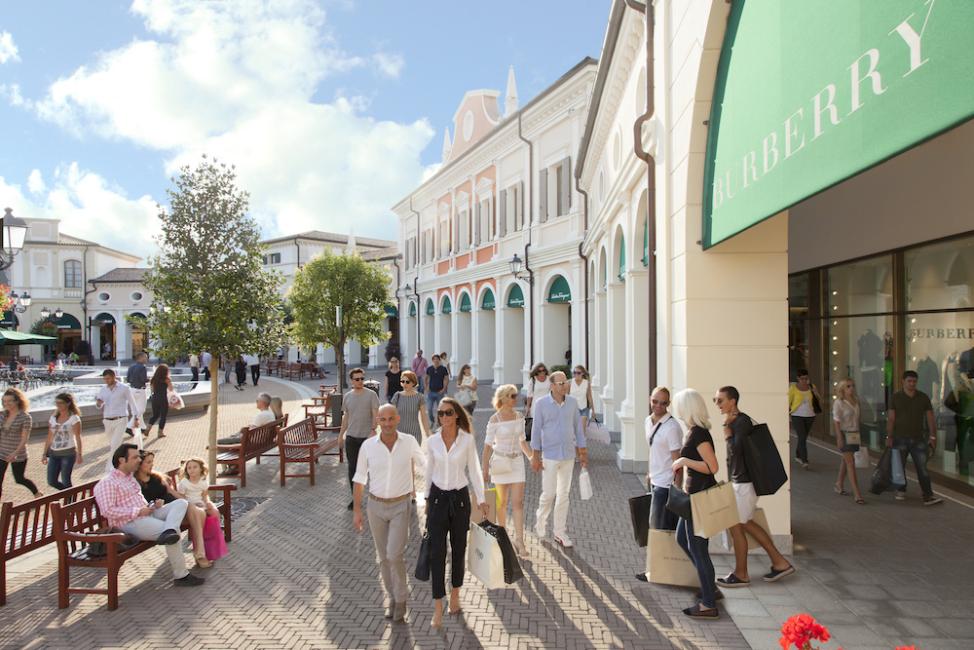 【KKday Exclusive 10% Off】The Largest Europe Shopping Village ...