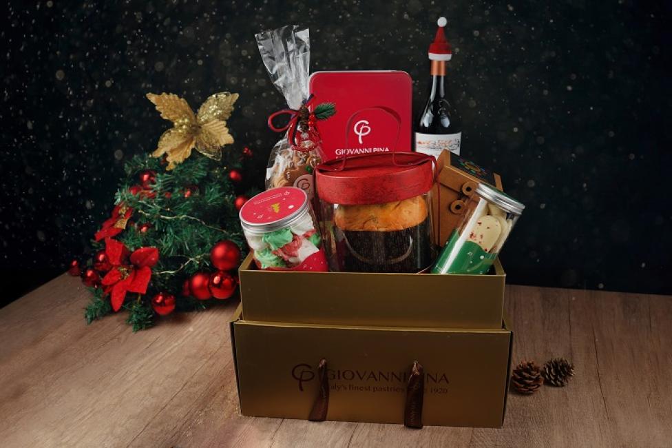 【Christmas Offer 2022】Giovanni Pina Christmas Gift Box - KKday