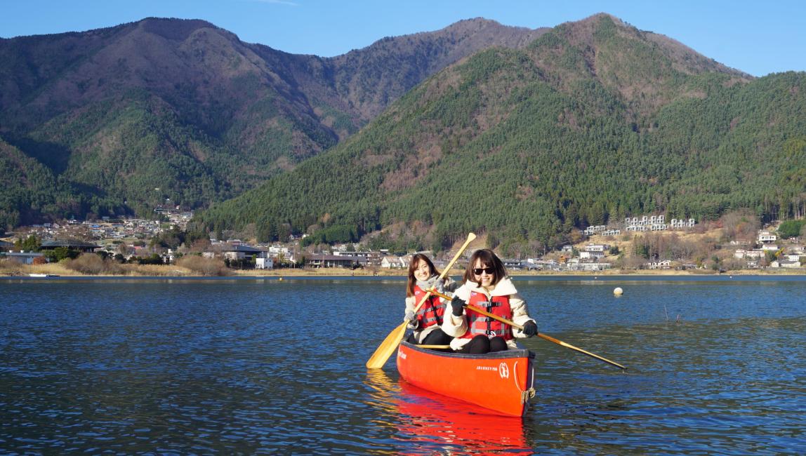 [Yamanashi/Kawaguchiko] Early morning canoe 90 minutes course ・Canadian ...