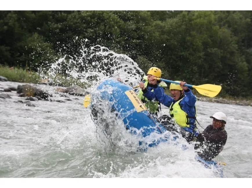 [Hokkaido/Hidaka] Thrilling at Sarukawa, the clearest stream in Japan ...