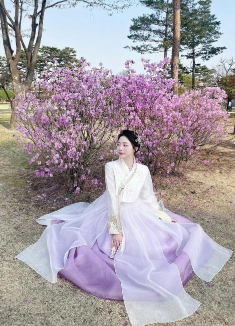 【IN KOREA】Hanbok Experience at Gyeongbokgung Palace in Seoul, South ...