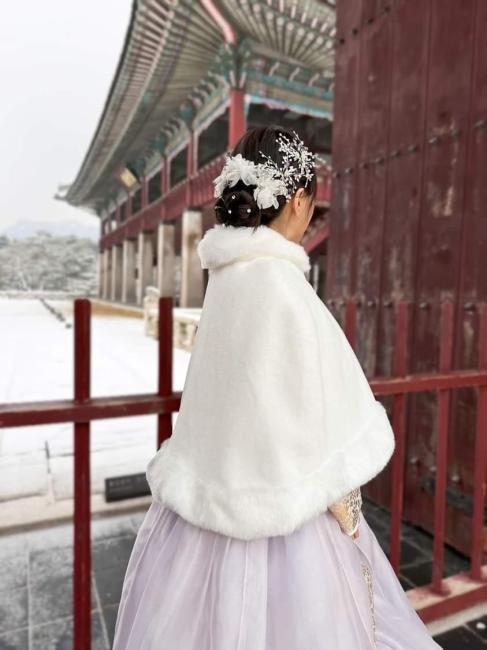 【IN KOREA】Hanbok Experience at Gyeongbokgung Palace in Seoul, South ...