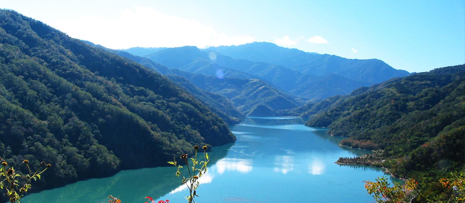 Departure from Alishan and Tataga | Round-trip Taoyuan, Taipei, New ...