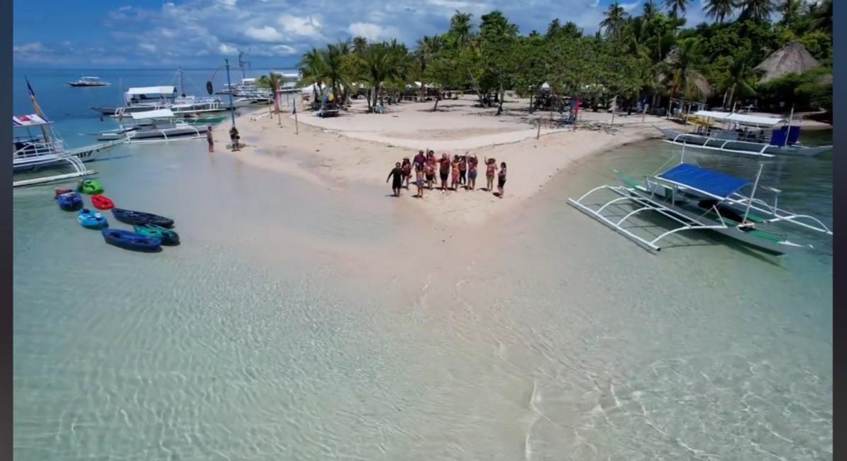 Island hopping around three major spots around Cebu (Hilutungan Marine ...