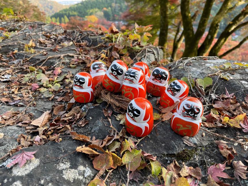 Experience the Magic of Autumn: Minoh Falls, Autumn Leaves, and Iconic ...