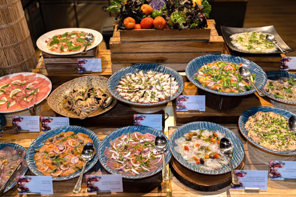 Seafood Dinner Buffet at Kad Kafe Restaurant by Shangri-La Hotel Chiang ...