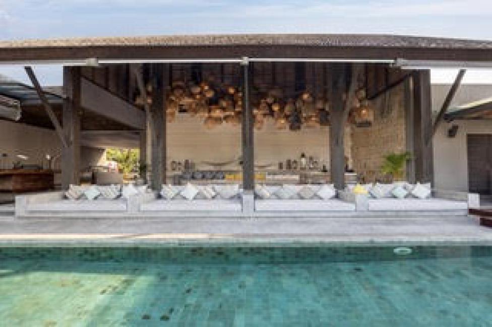 Floating Afternoon Tea Experience at Cross Bali Breakers Resort in ...