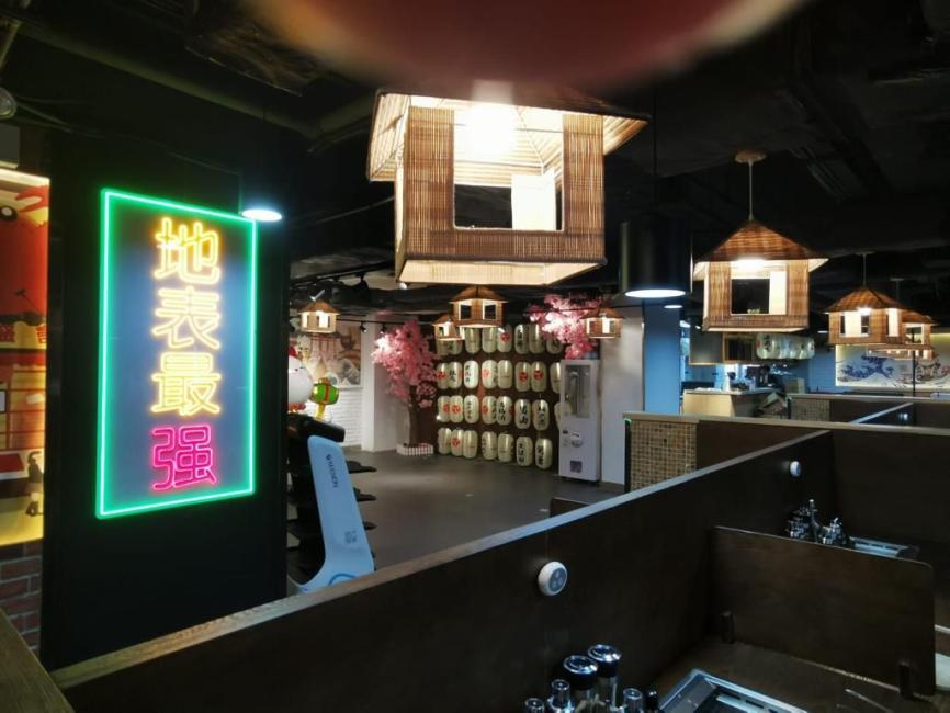 [KKday pop-up offer] Roast pork house for one person｜Vegetarian dishes ...