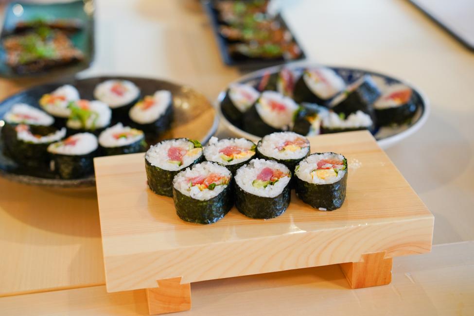 Tokyo Sushi Roll Cooking Class with a Visit to Local Supermarket - KKday