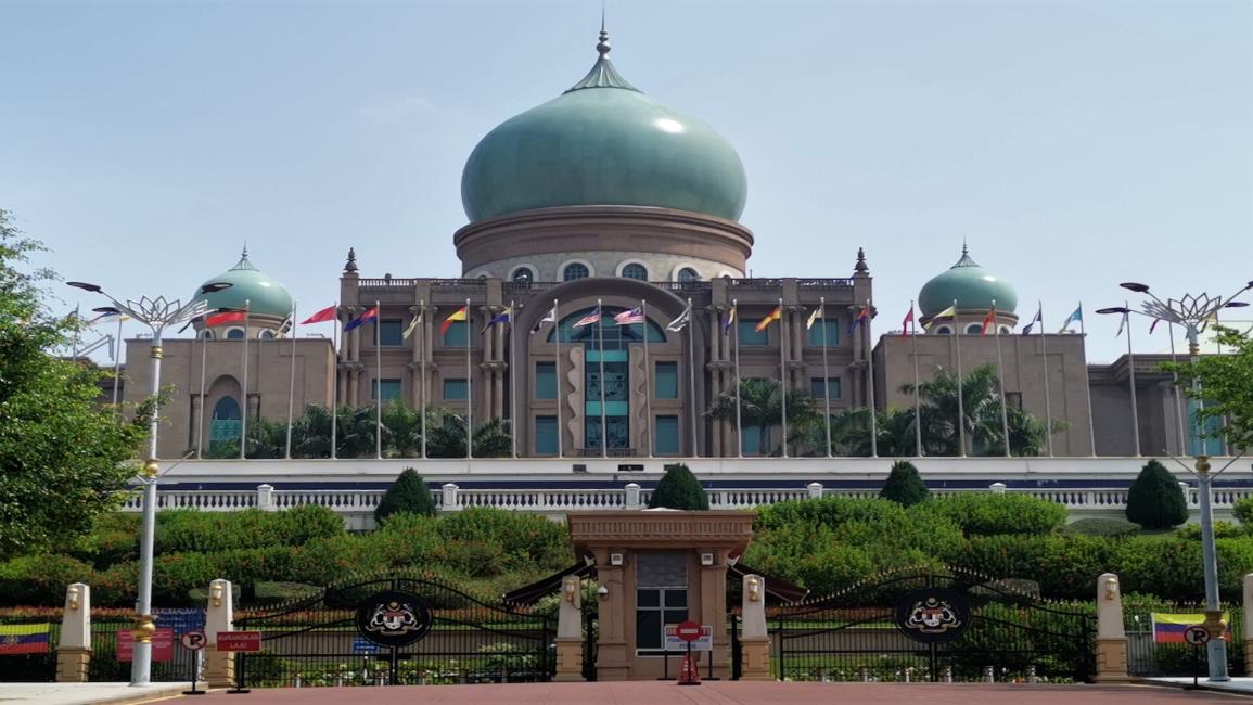 Putrajaya Tour with Traditional Boat Cruise | Malaysia [SIC Tour] - KKday