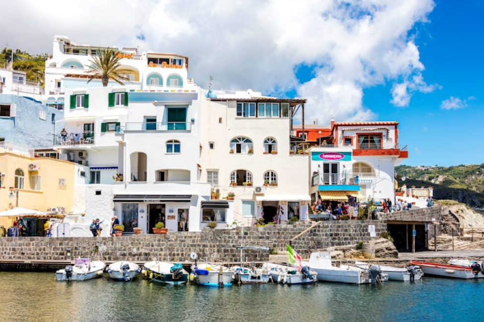 Exclusive Island Tour with Vineyard Visit - KKday
