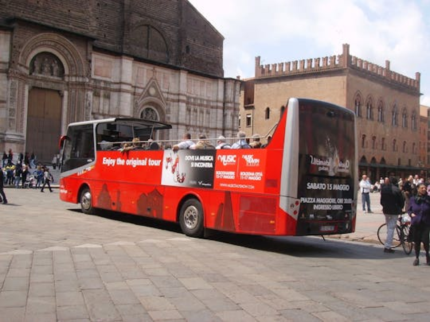 Bologna City Red Bus tour and tasting of local products - KKday