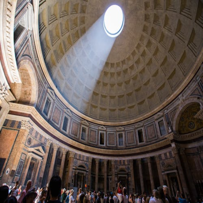 Pantheon guided tour - KKday