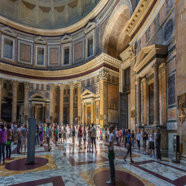 Pantheon guided tour - KKday