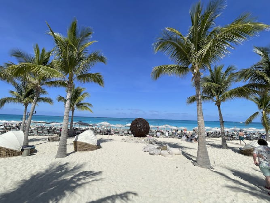 Grand Bahama tour with optional Pig Beach visit - KKday