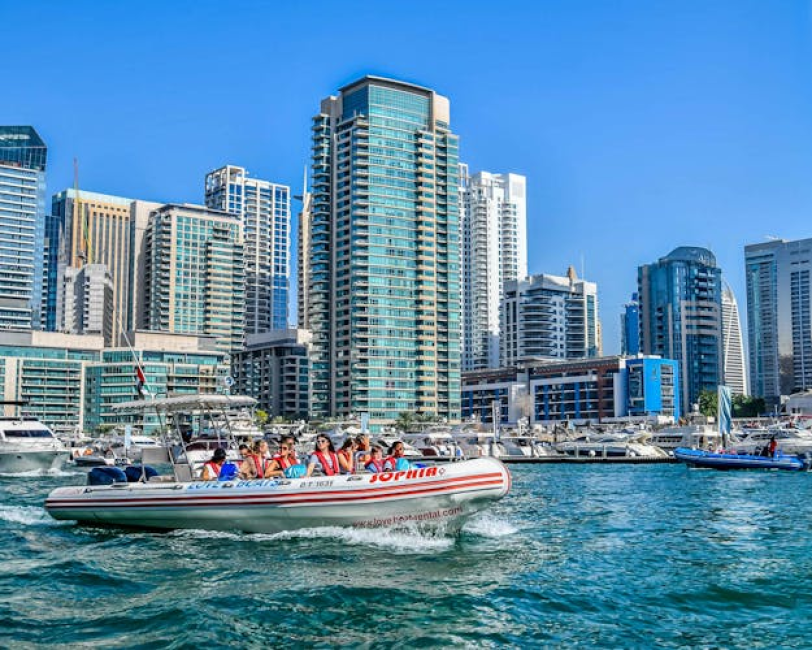 Dubai's Adrenaline Fun Speedboat Tour - KKday